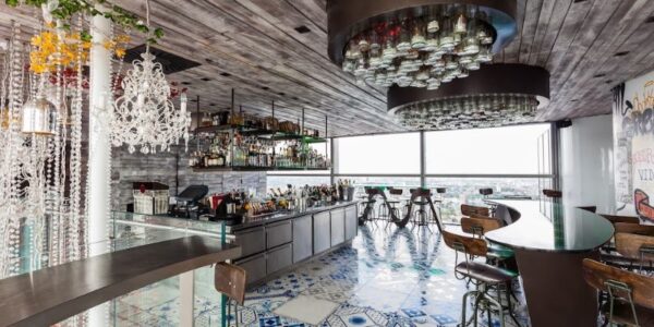 Bridge House Tavern Restaurant, Menu & Reservations | Chicago IL