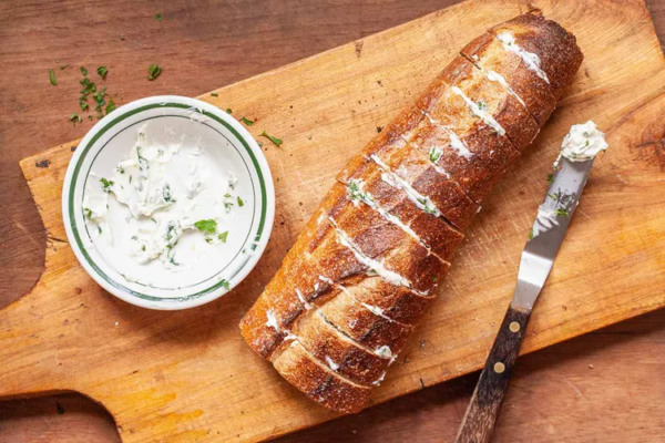 Garlic bread in toaster oven: Easy & Quick Recipe